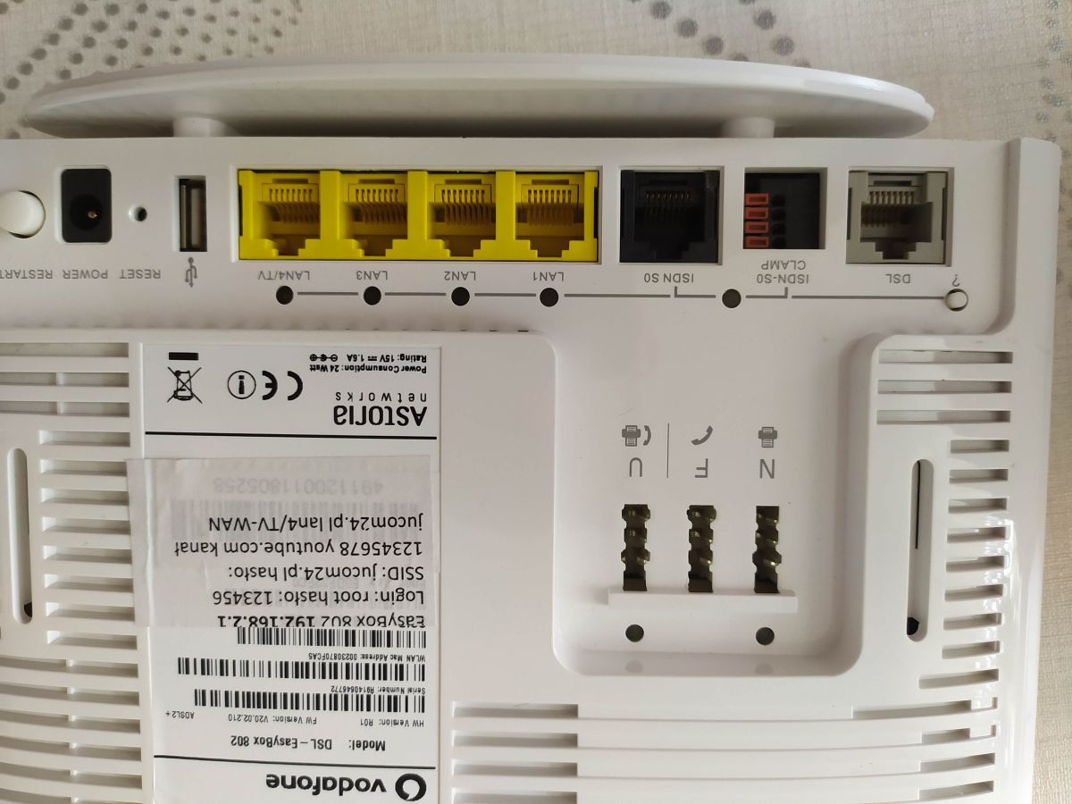 Netia spot-2 z rj11, zamiana na Vodafone Dsl EasyBox 802 z rj 45
