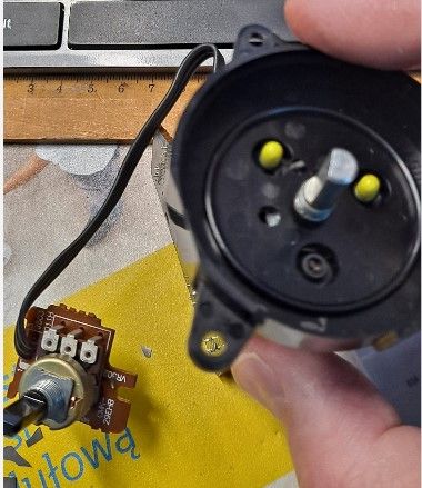 [Rozwiązano] Naprawa wyświetlacza VFD w amplitunerze Technics SA-R330 ...