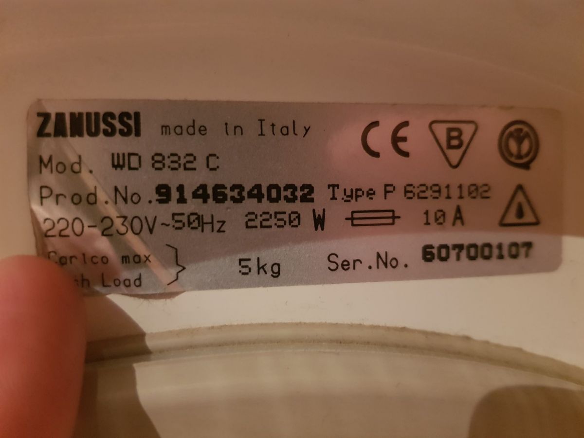 Pralka Zanussi WD832C - Programator nie przełącza się manualnie.
