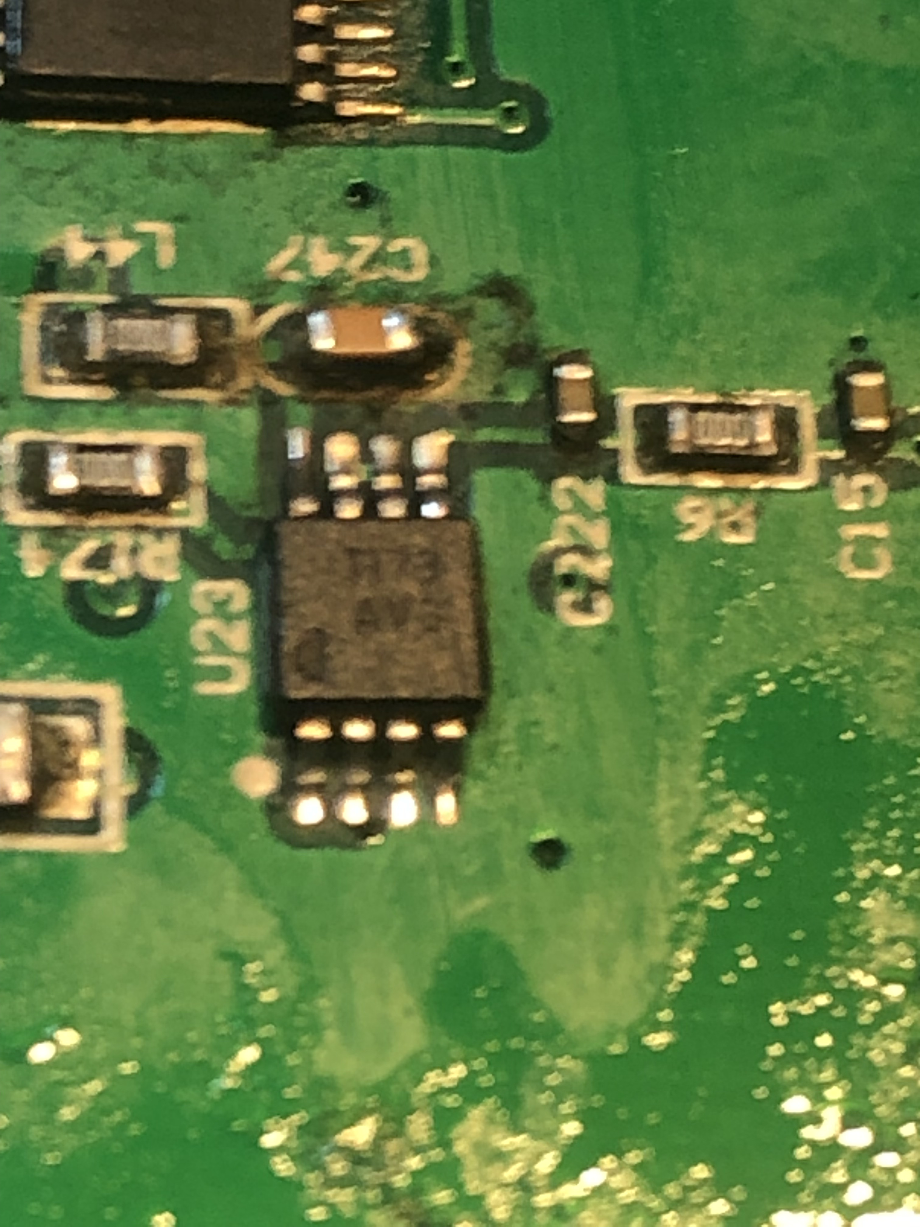 [Rozwiązano] Identyfikacja układu z obudową msop8, sot505 z oscyloskopu ...
