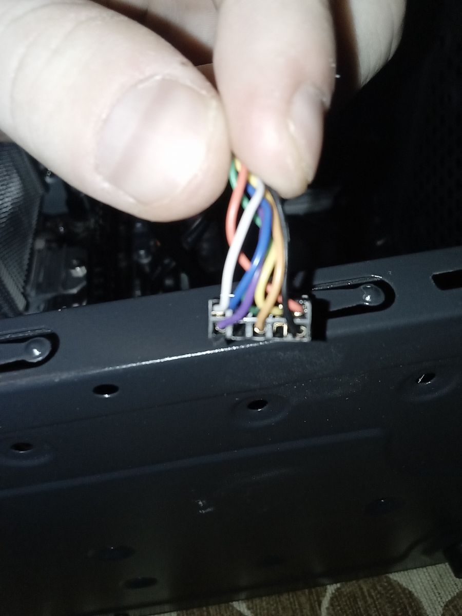 [Rozwiązano] Panel przedni hd audio - Panel przedni hd audio od komputera do plyty glownej