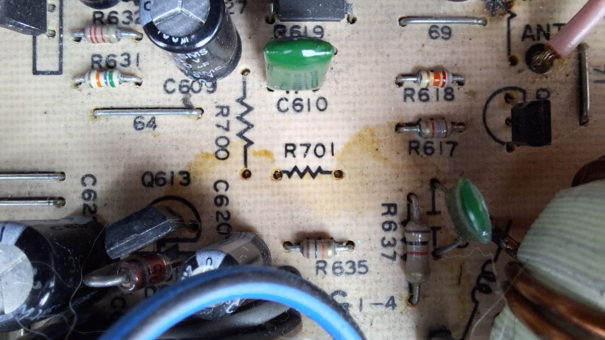 Titan Power amplifier 400 WATT - Jak rozpoznać rezystor po przepaleniu?