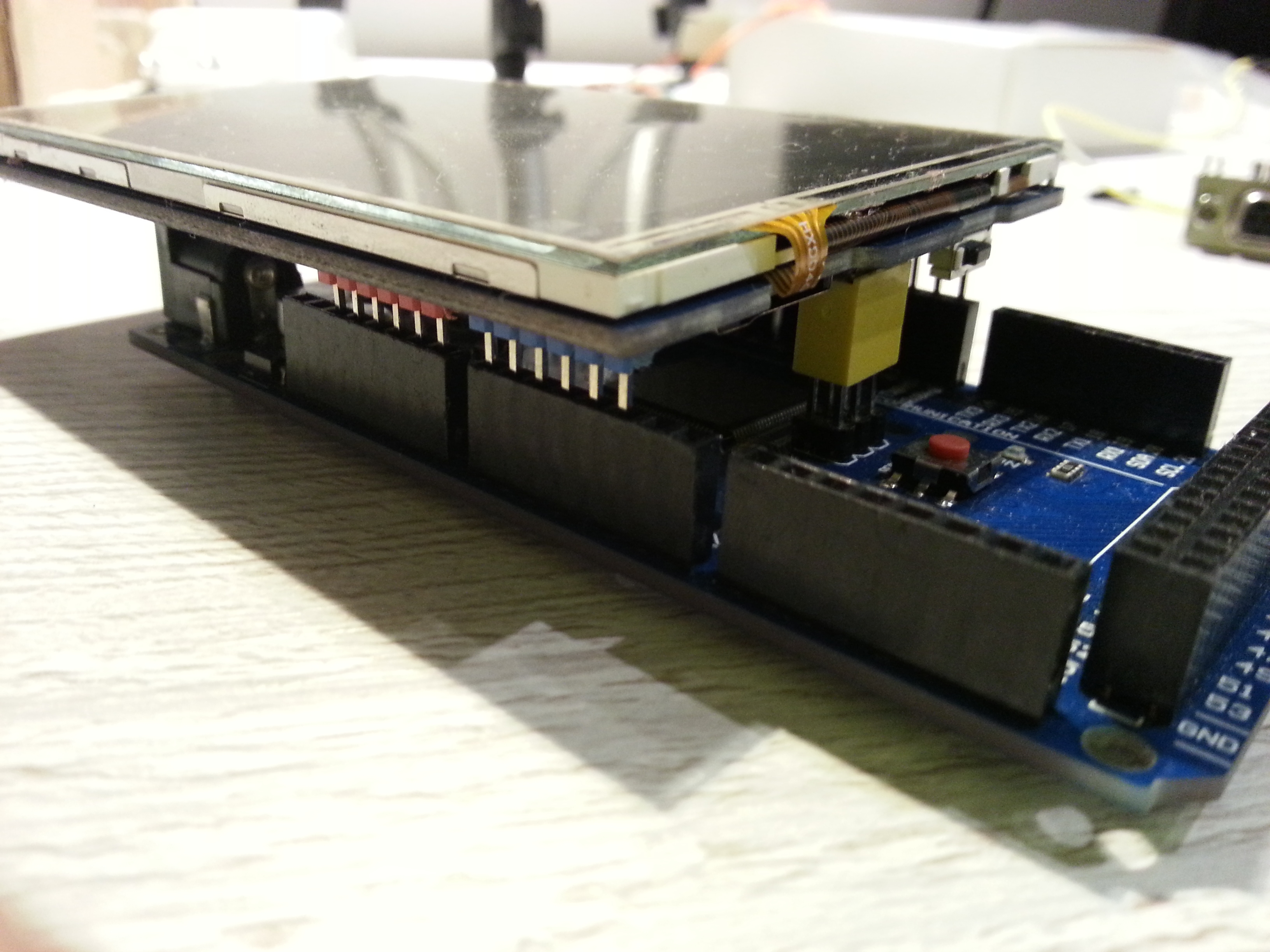 [Rozwiązano] Kiedy podłączyłem ekran do arduino to jest tylko white screen!