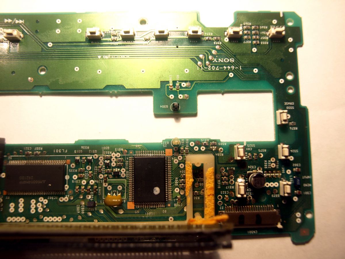 Tuner Sony ST-H2750 - Niedziałający wyświetlacz, możliwe uszkodzenie ...