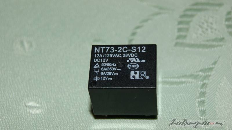 Podłączenie przekaźnika NT73-2C-S12 - schemat i wskazówki