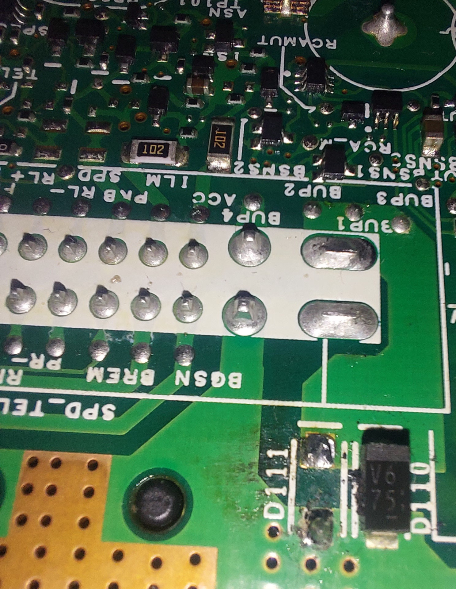 Pioneer Avic F980 - Uszkodzona dioda D111 - Zamiennik dla D1F60-5053?