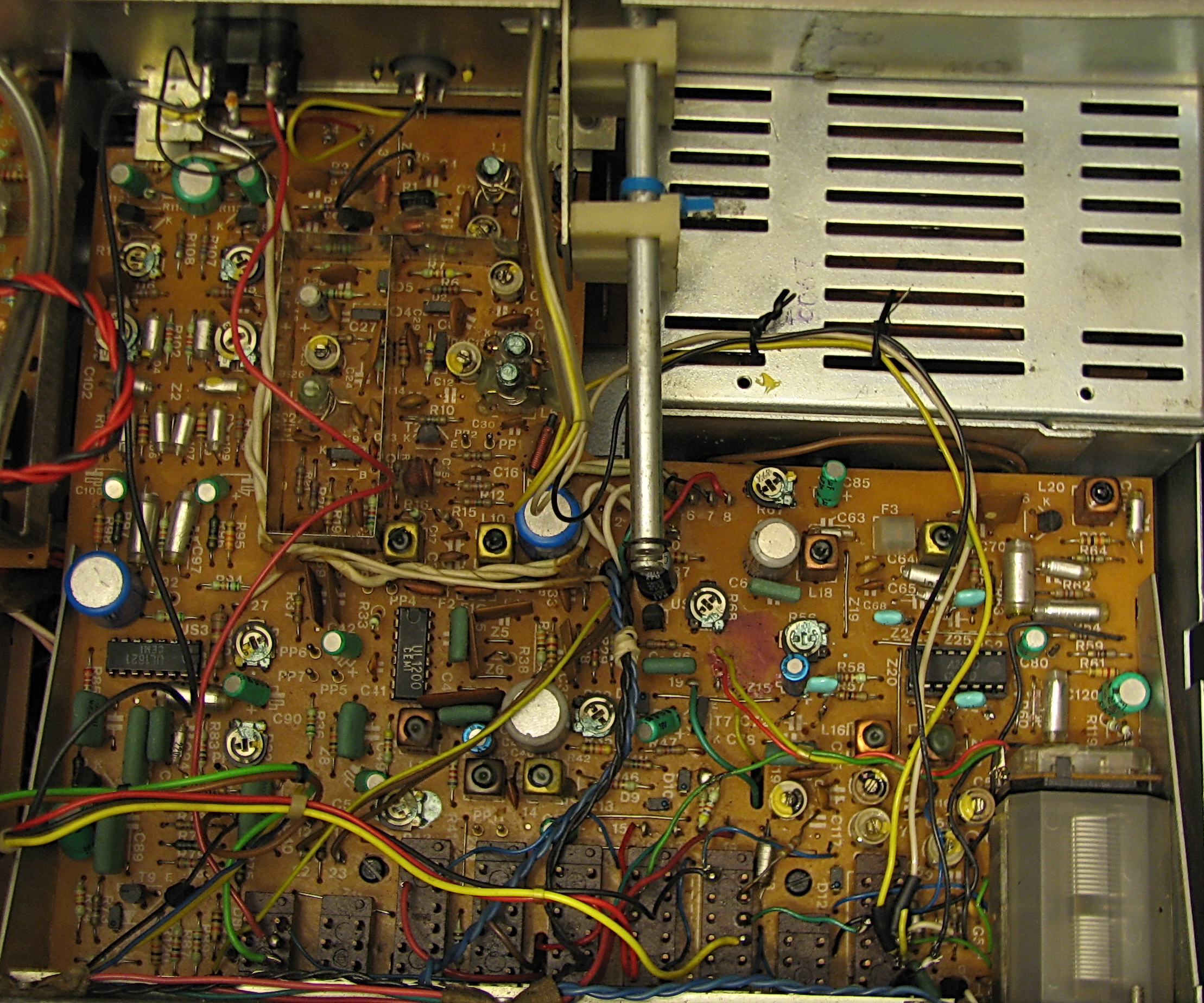 UNITRA AT9100 - Jak poprawnie zestroić pasma AM (D, Ś, K)?