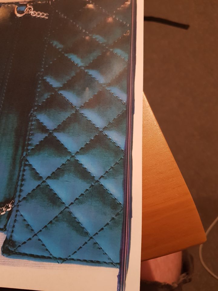 Konica Minolta Bizhub c253 - Drukuje ze śladem wgłębionym, jakby coś ...