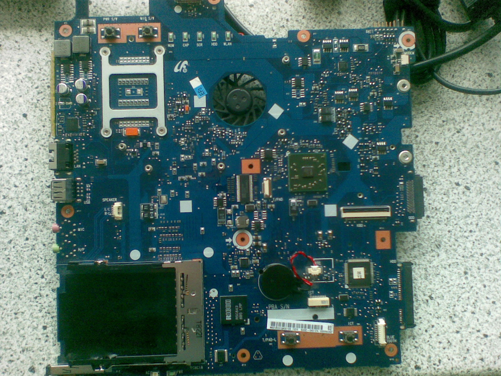 Samsung R40 Plus – laptop działa na baterii, nie ładuje i nie uruchamia ...