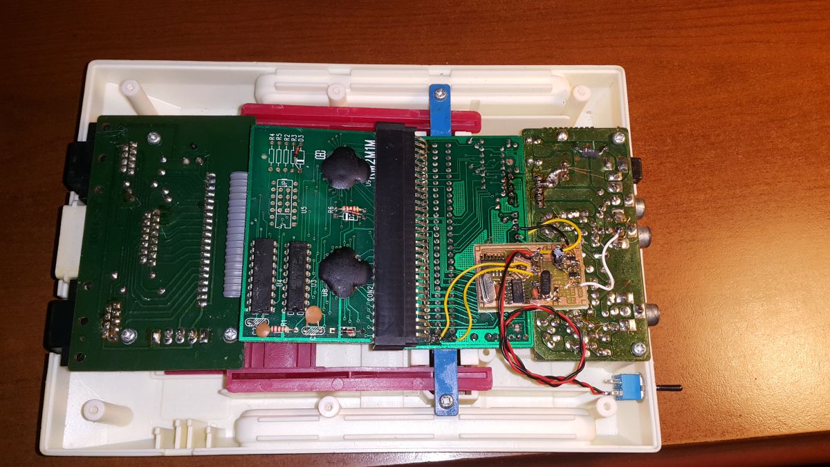Clock selection module for PAL50Hz/NTSC60Hz famiclones - nesdev.org