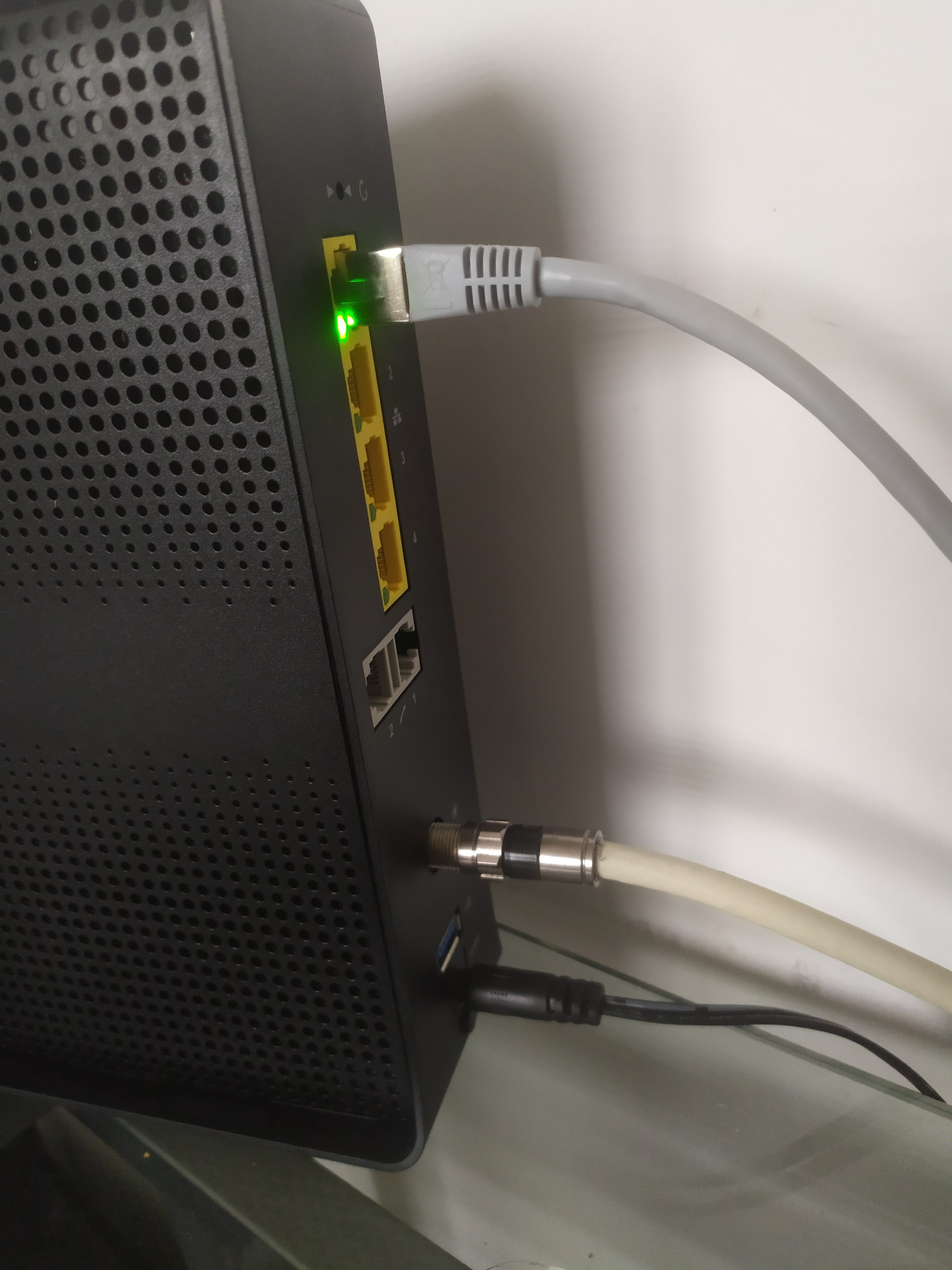 CGA4236TCH1 niestabliny ping kilka razy w ciągu dnia na zagranicznych ...