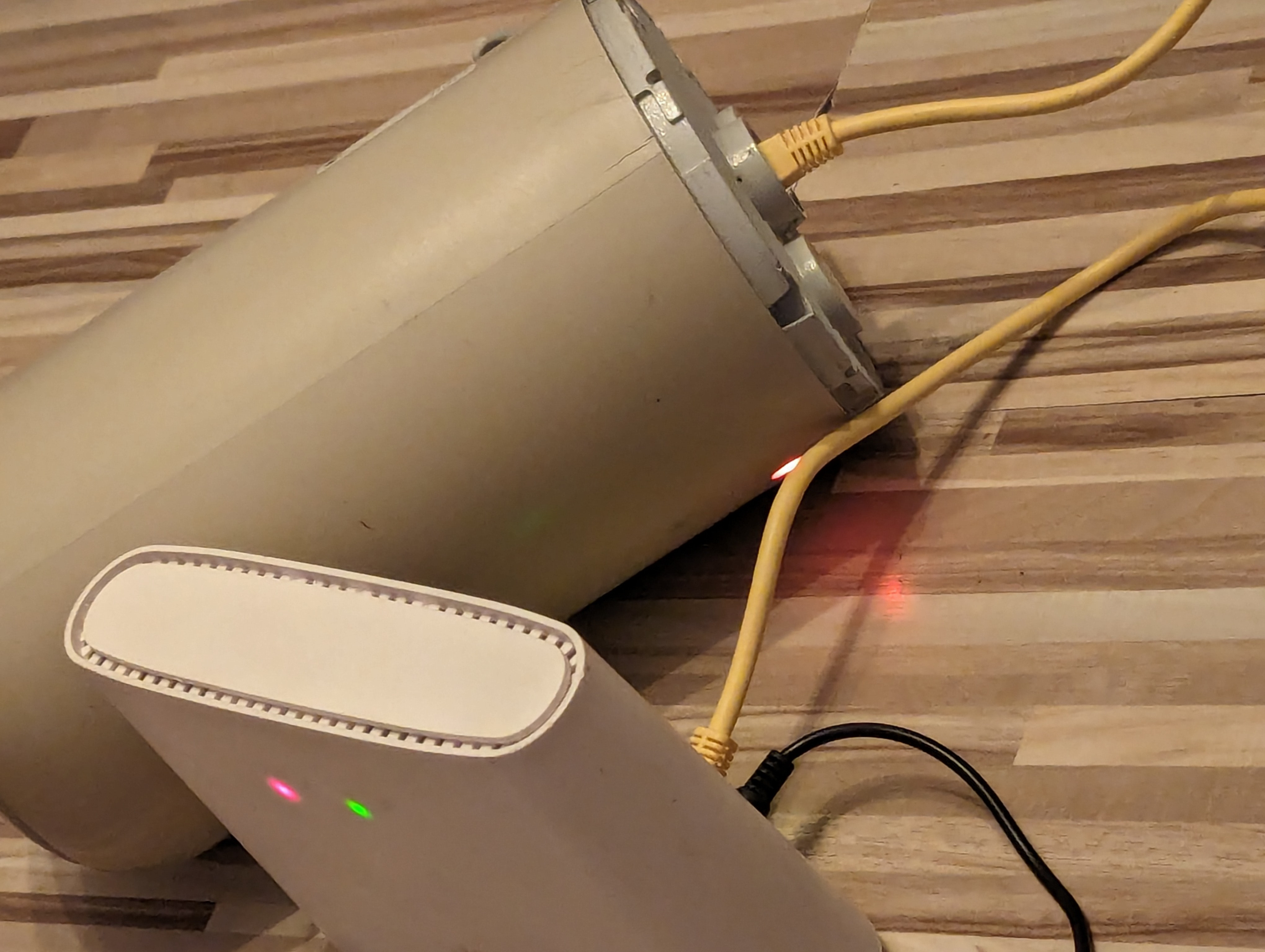 Huawei B2368-66 nie wykrywa karty SIM Play - jakie mogą być przyczyny?