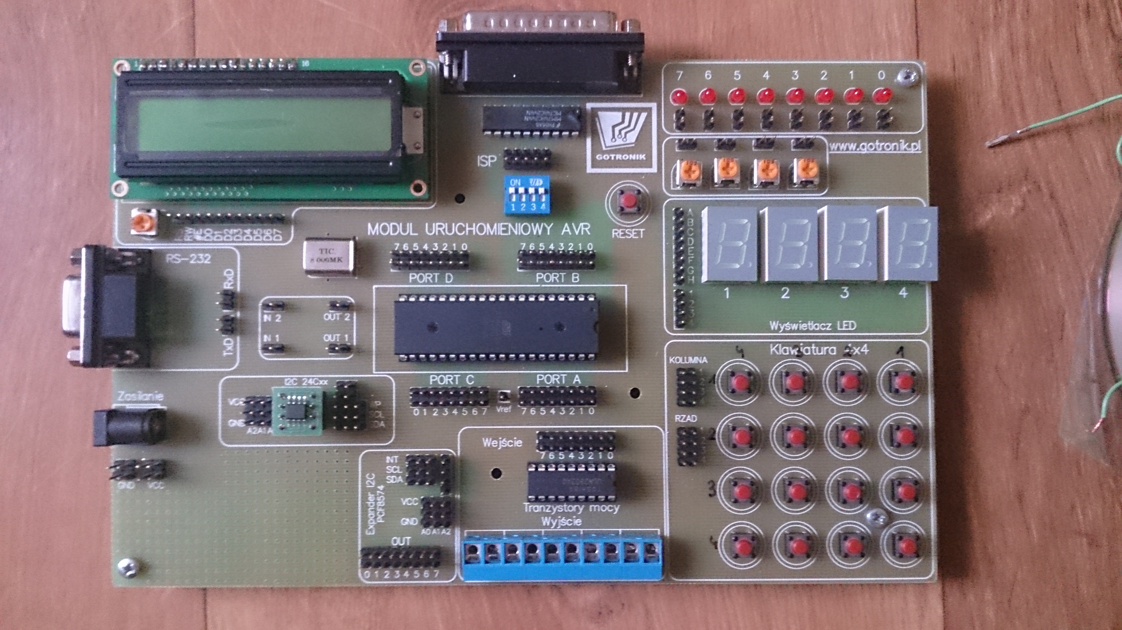 [Sprzedam] Moduł uruchomieniowy AVR ATMEGA-16 wersja 1