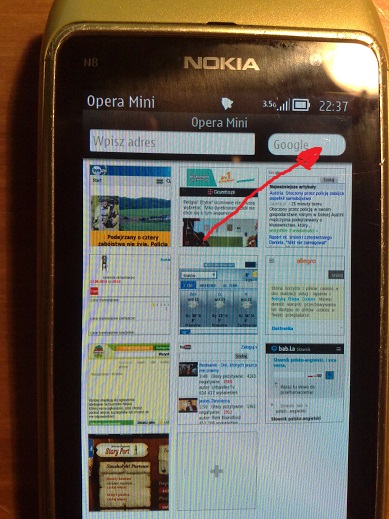 Nokia N8 - Brak sugestii w Opera Mini 7.1.32444, problem z językiem w UC Browser