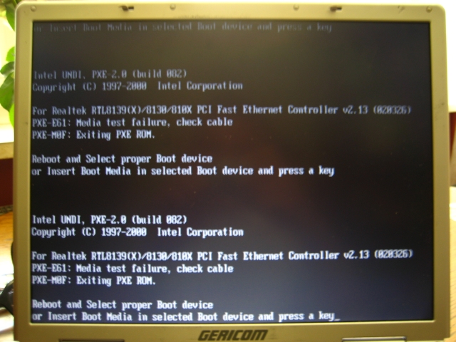 Laptop padł bez powodu- co oznaczaja wyświetlane komunikaty?