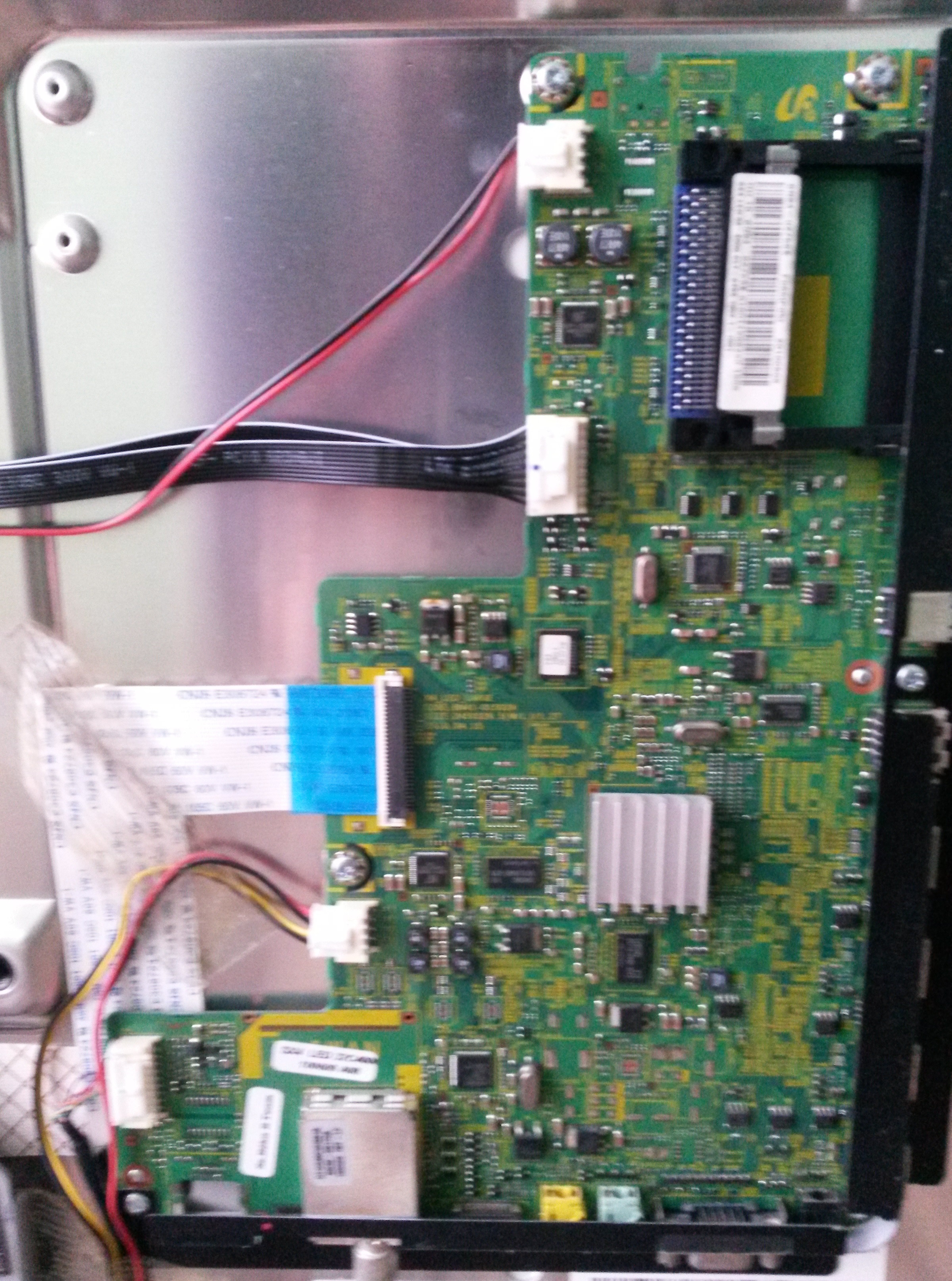 Samsunga UE32C4000PW-czarny ekran, dioda nie świeci