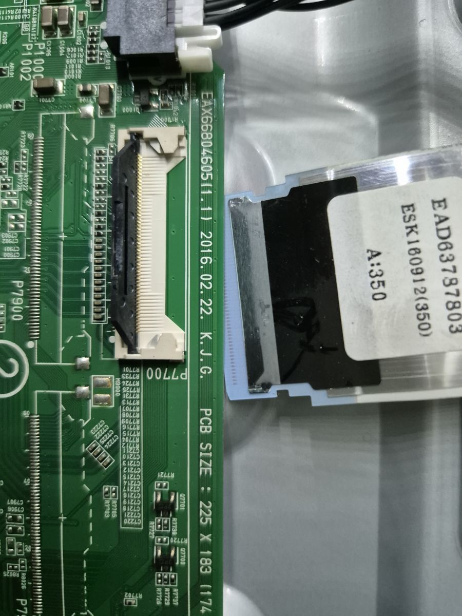 LG 65UH6507 - Brak treści obrazu, podświetlenie działa, szukam ...