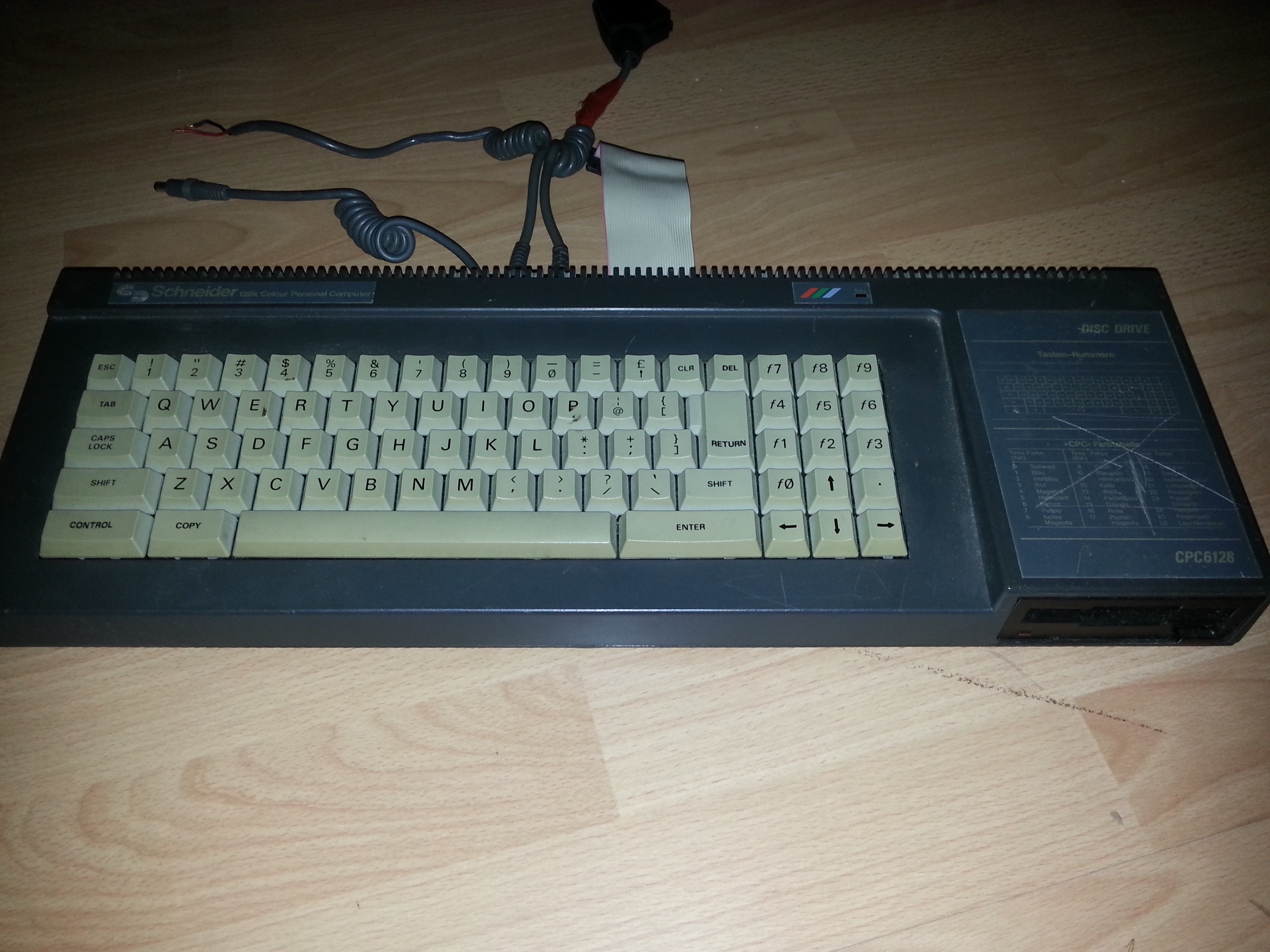[Sprzedam] Amstrad/Schneider CPC6128 128K - elektroda.pl