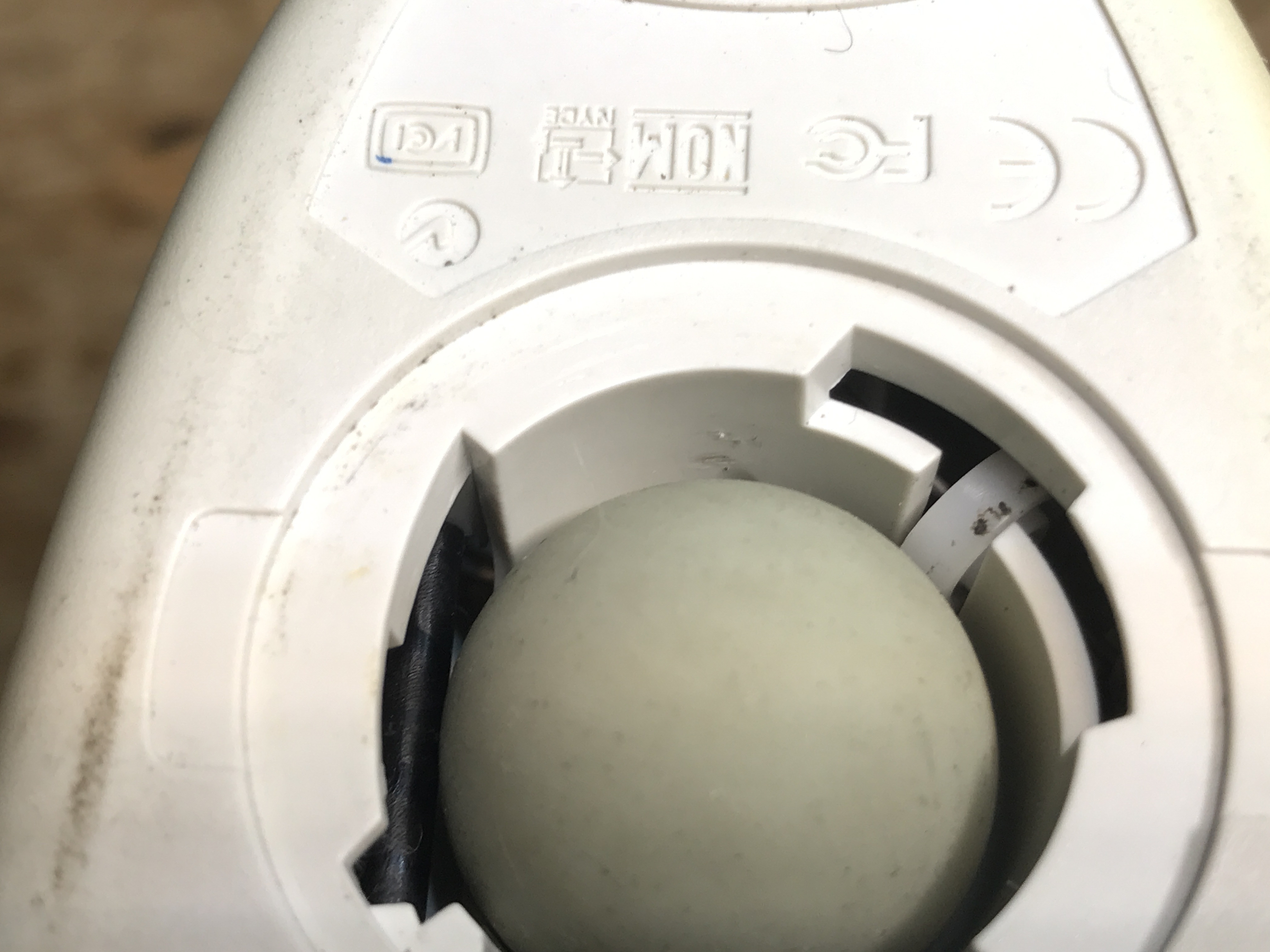 Mouse museum - gallery - inside an old PS/2 ball mouse, how does it work?