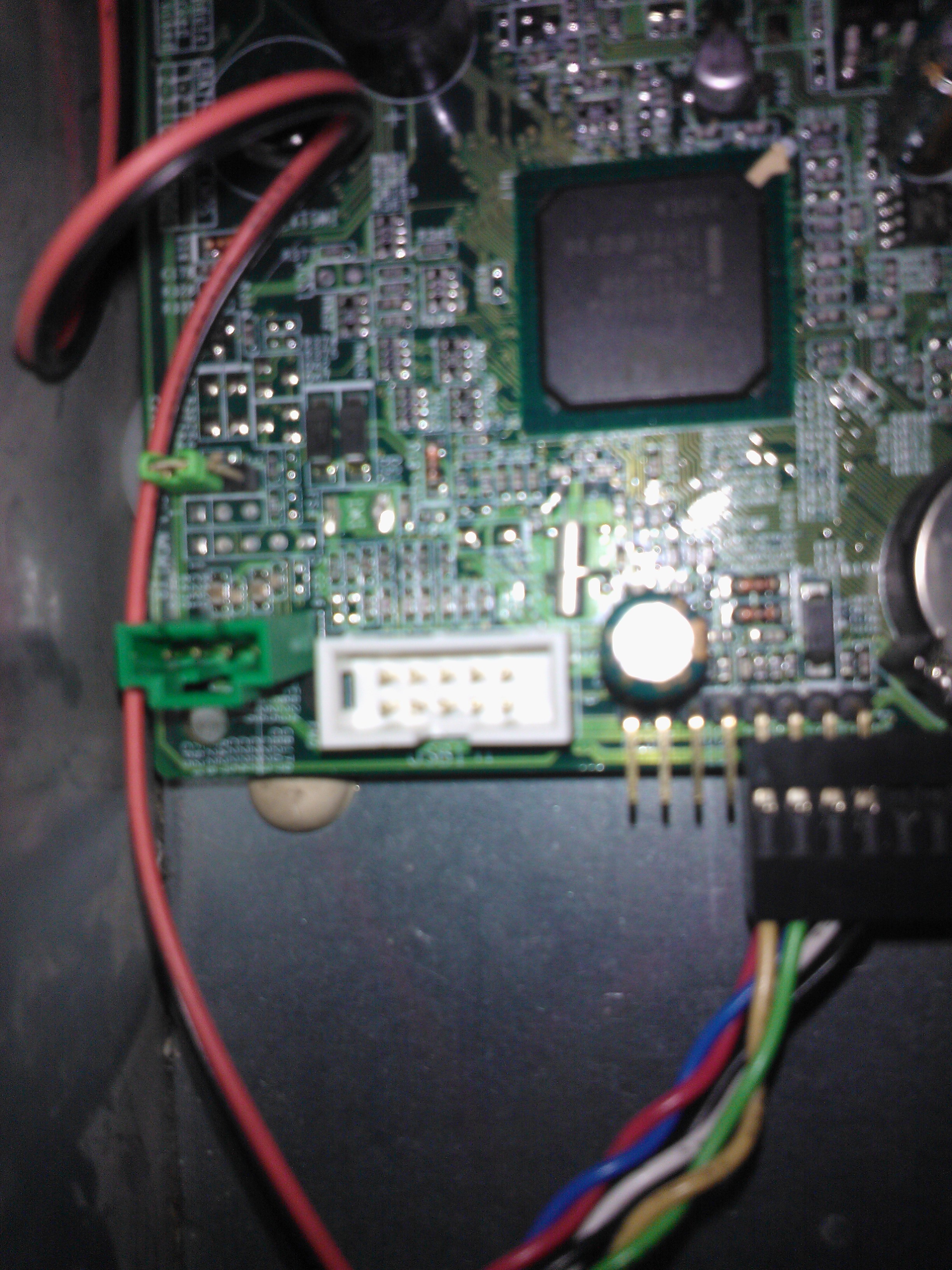 Medion 3500 - Nie działają przednie porty USB po wymianie płyty głównej ...