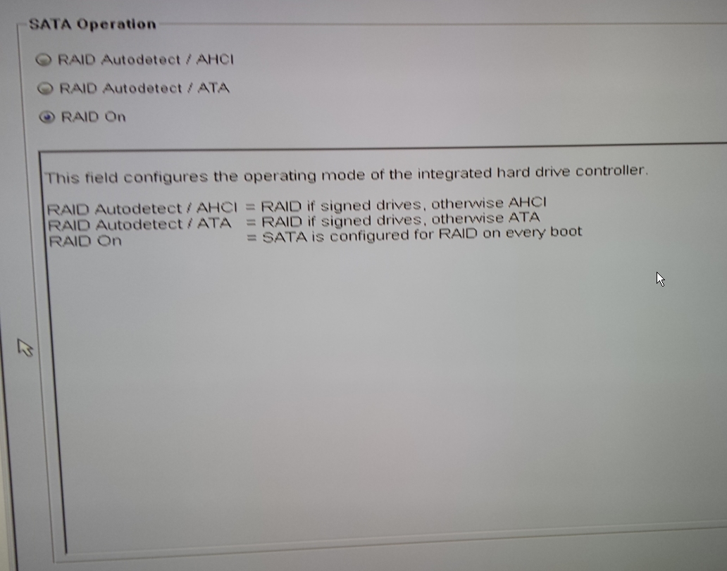 DELL PRECISION T3500 Xeon QUAD - Konf. RAID - blue screeny po podłączeniu 2 HDD