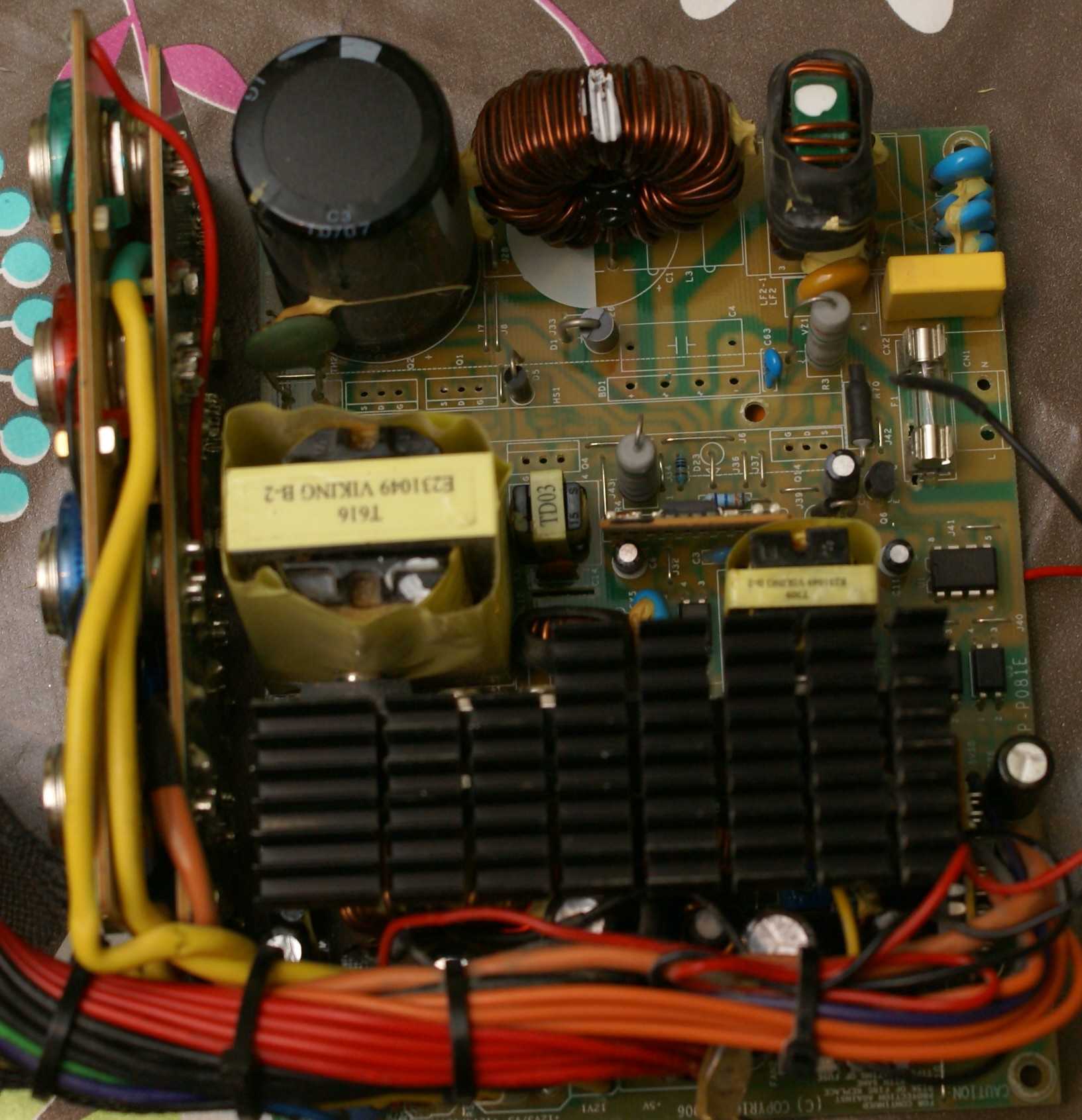 Tagan PipeRock Series model: BZ600 - Wartości elementów przy NCP1203P60