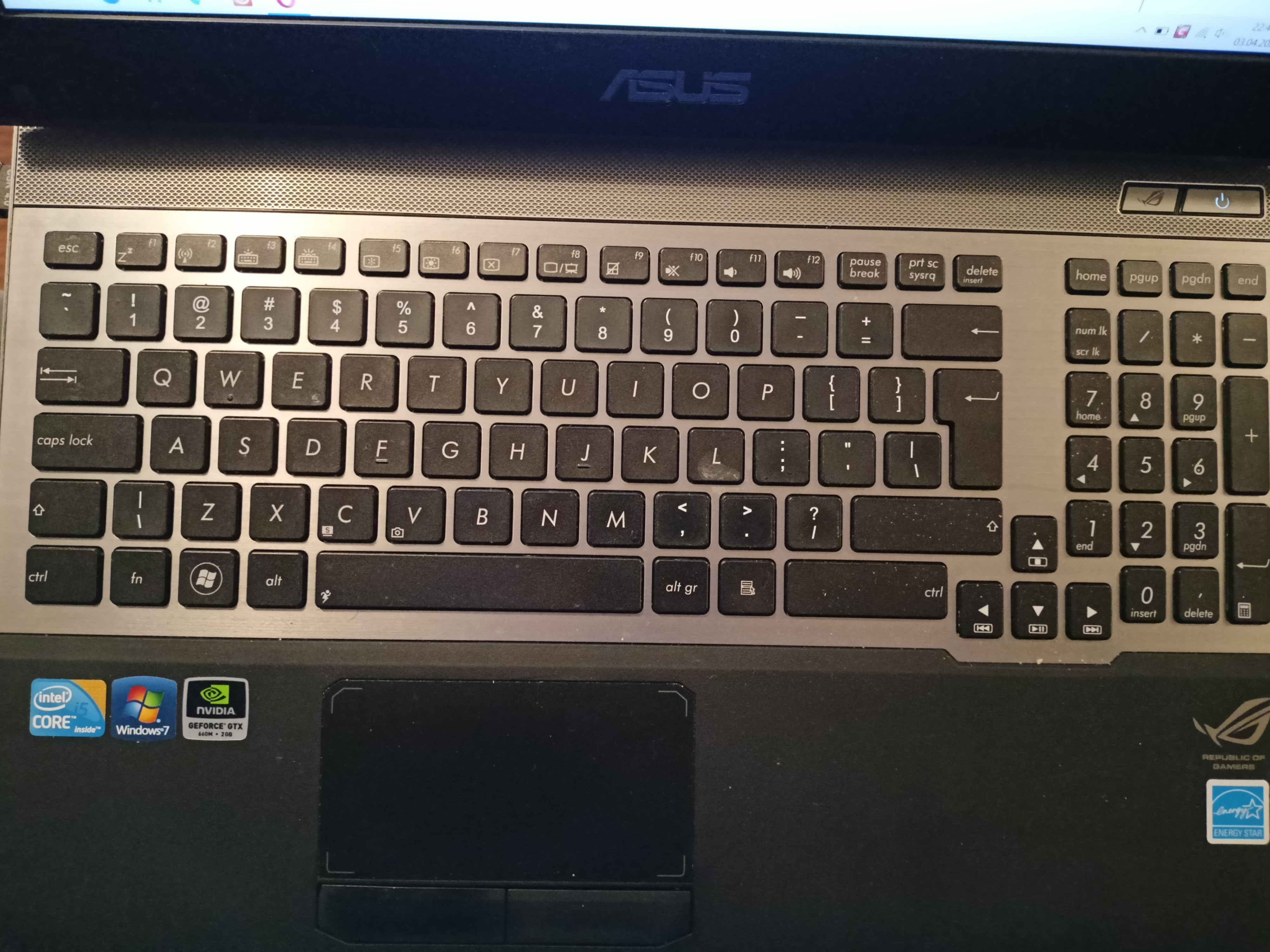 ASUS Rog G55VW - Skrót klawiszowy do kamery i mikrofonu - czy są