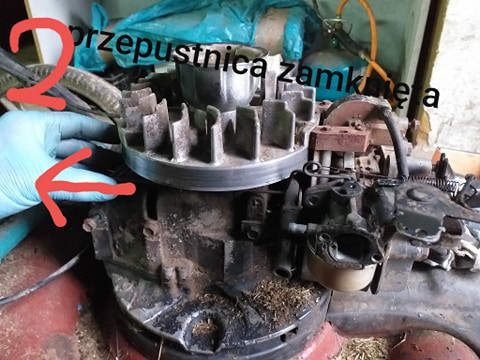 Dźwignia przepustnicy gaźnika kosiarki spalinowej - silnik Brigsa