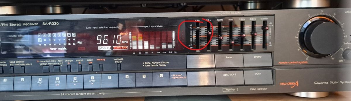 Kupię potencjometr z LED VR155-1 100kOhm do Technics SA-R330