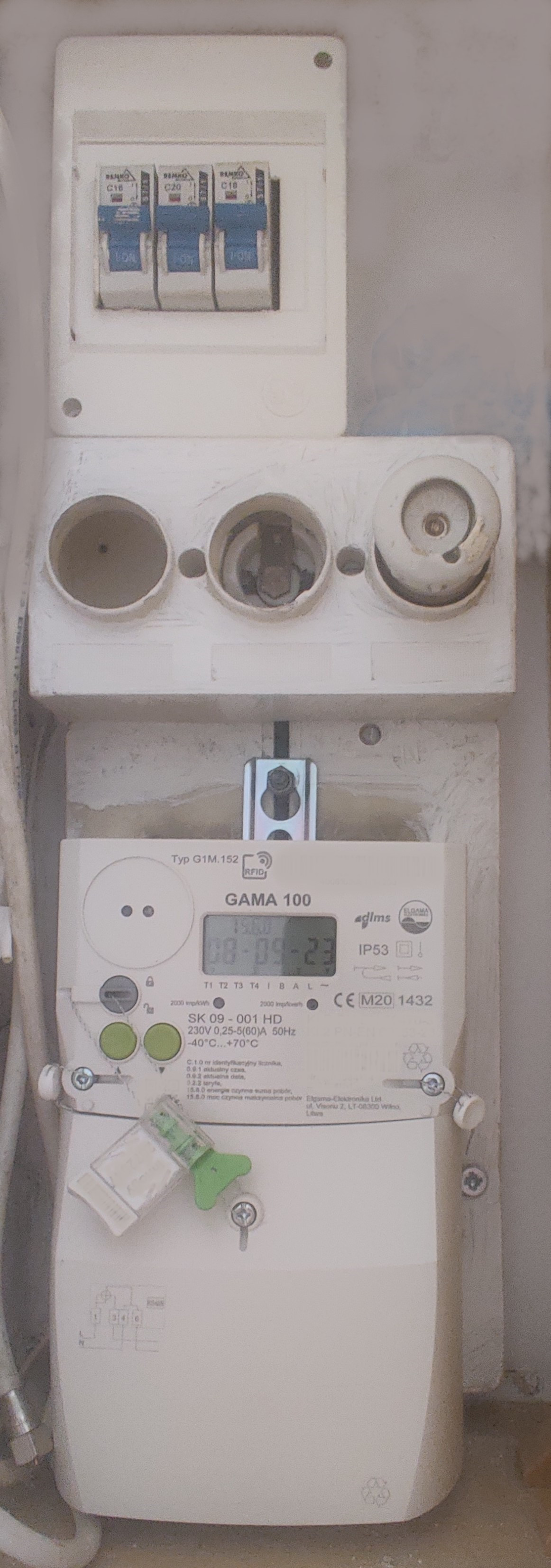 Bezpieczeństwo instalacji elektrycznej z lat 70-tych - co sprawdzić?