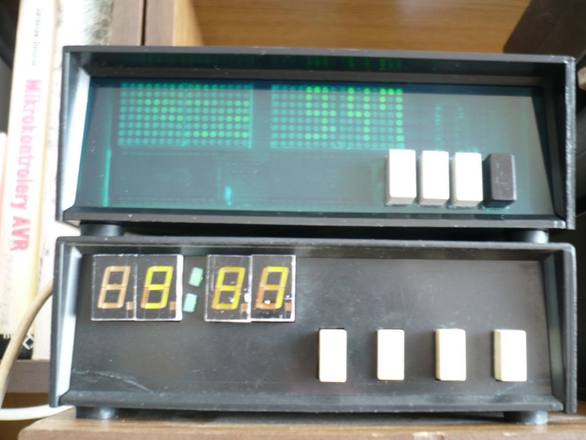 Zegar z budzikiem na Z8681 firmy Zilog - elektroda.pl