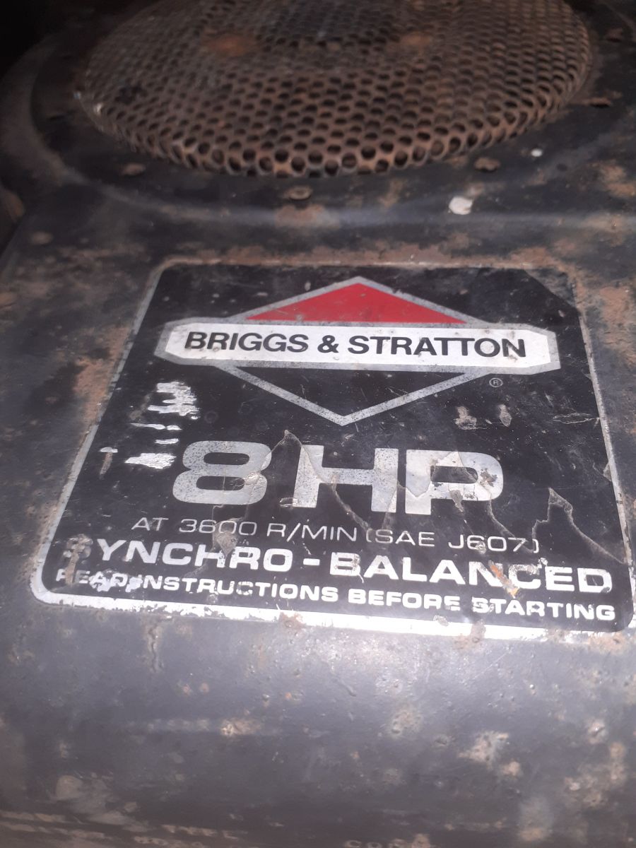 Poszukiwana część gaźnika do silnika Briggs Stratton 8hp ...