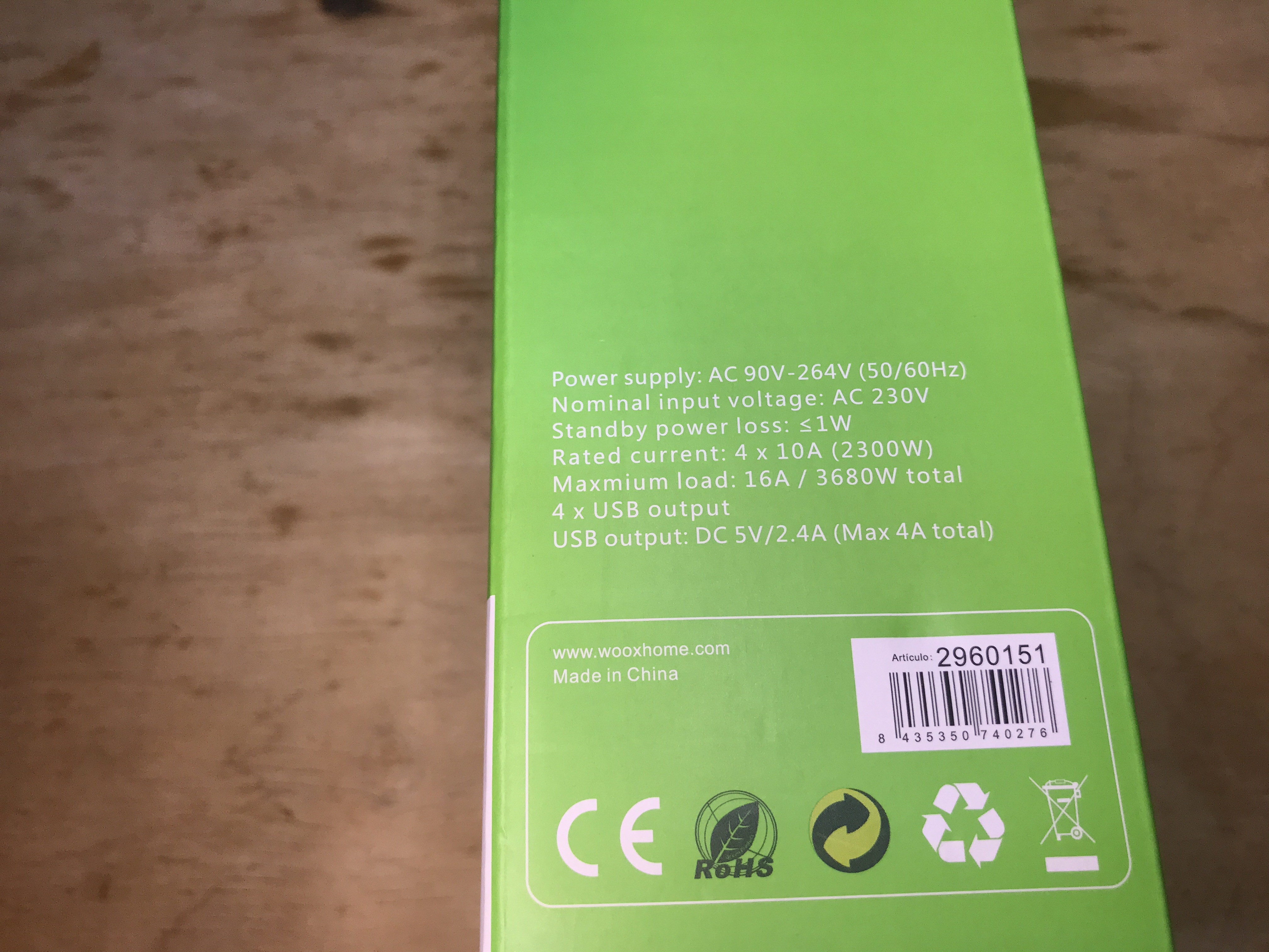 [TYWE2S/ESP8266] Woox R4027 four-slot WiFi controlled USB power strip
