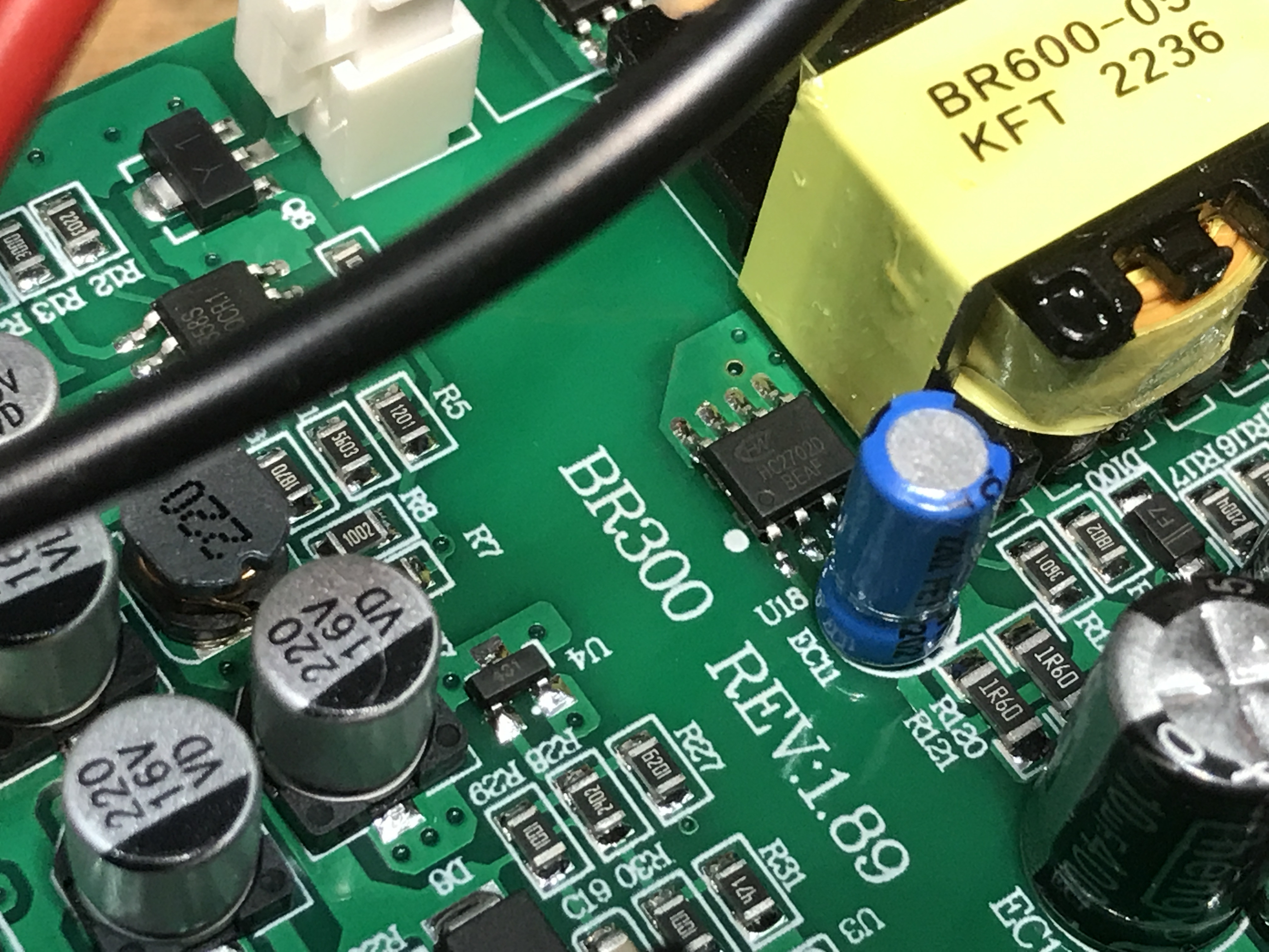 Zasilacz laboratoryjny Xtreme X3010 30V 10A z ograniczeniem prądowym