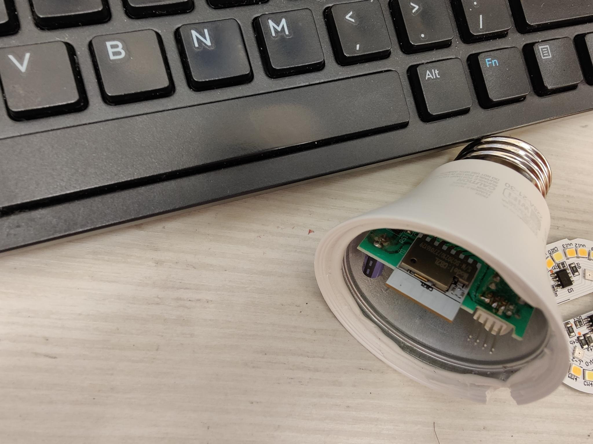 [BK7231N] Feit Electric 9W 800LM RGBW A19 Smart Lightbulb - Teardown
