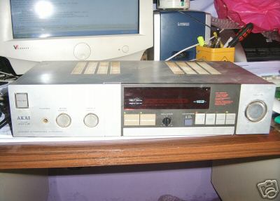 Cd philips CD 720 + wzmacniacz AKAI AM-U2 skoki głośności...