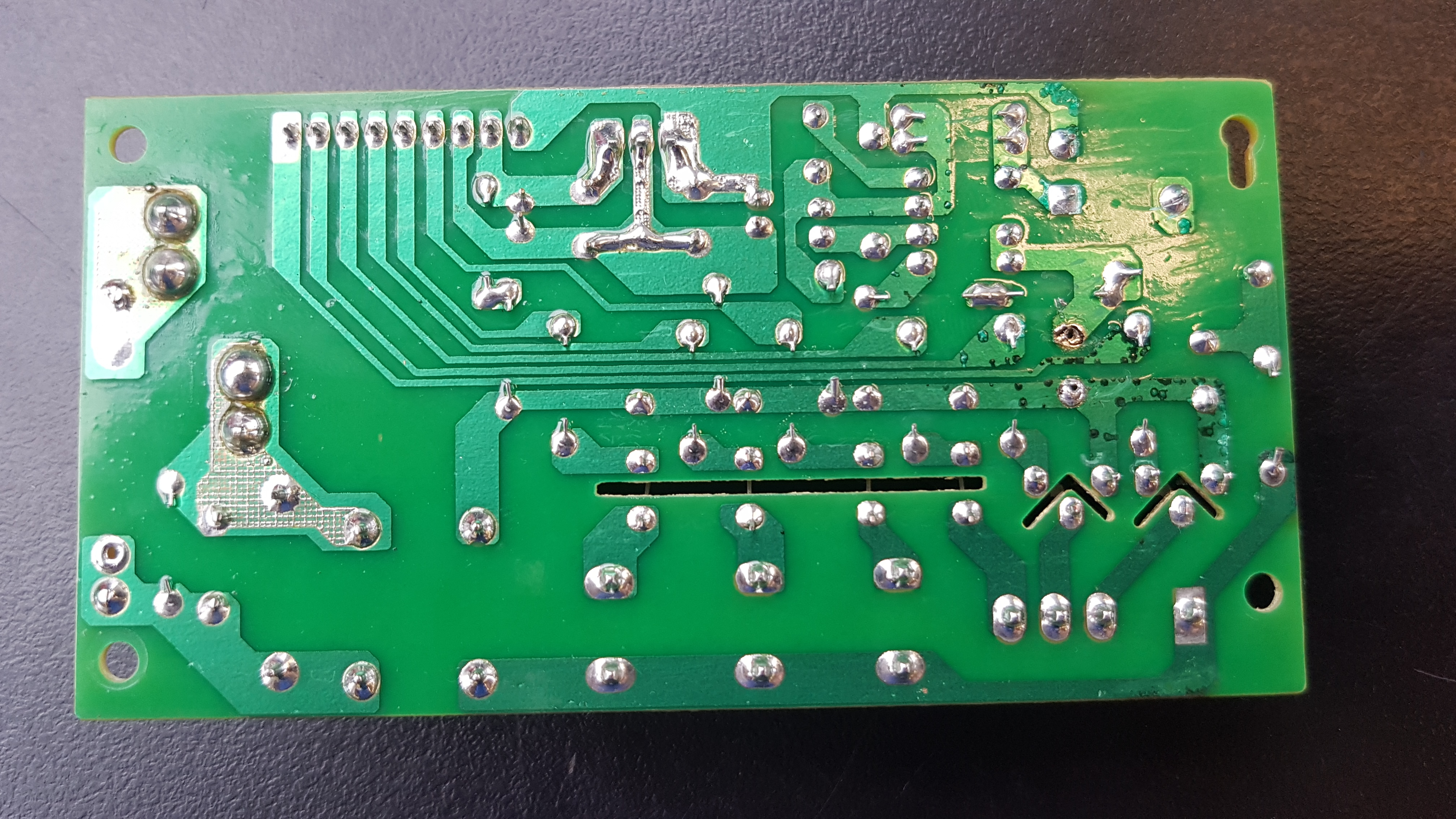 Naprawa zasilacza impulsowego LN8K15 w klimatorze HB-AC1110DWRC ...
