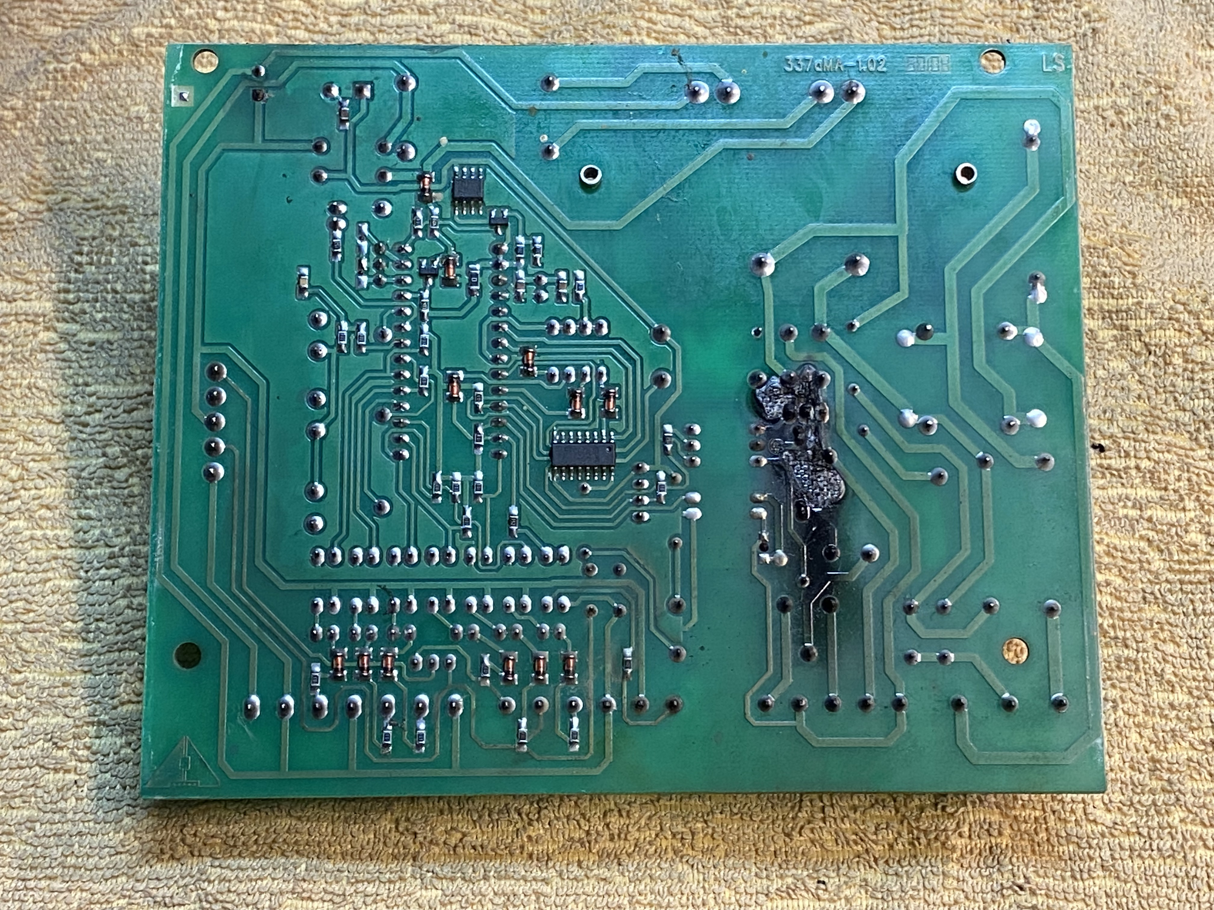LiftMaster LM50 potrzebna identyfikacja elementów PCB lub schemat