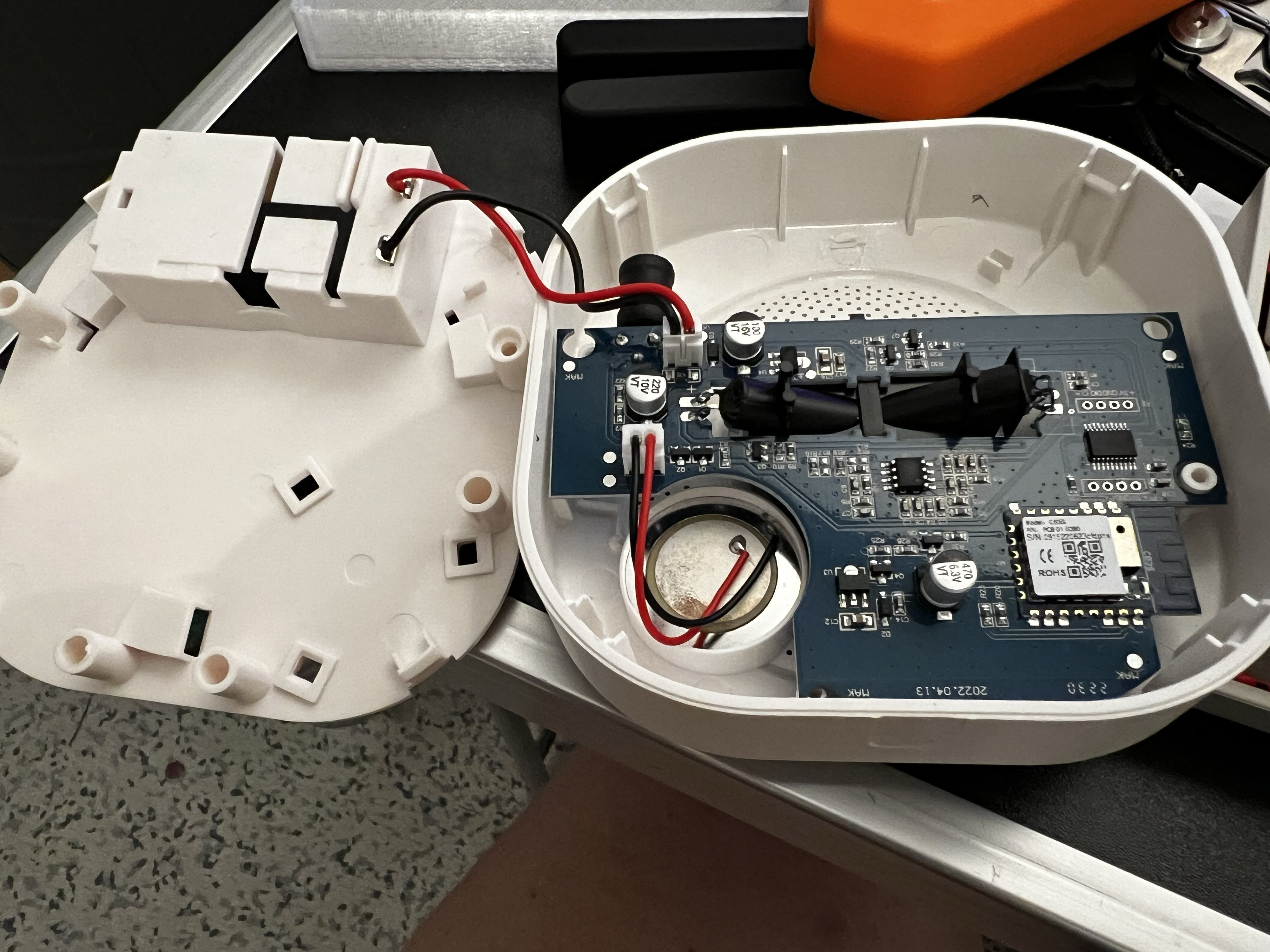 Tuya Smart Wi-Fi Smoke Detector: Exploring WiFi Module CB3S & MCU ...