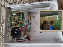 Dlaczego scalak przepala się? LM338T w zasilaczu MF301.