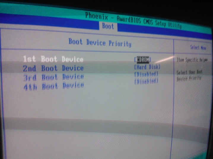 Hitachi HDS721616PLA380 - Błąd dysku, komunikat floppy disk(s) fail (40)