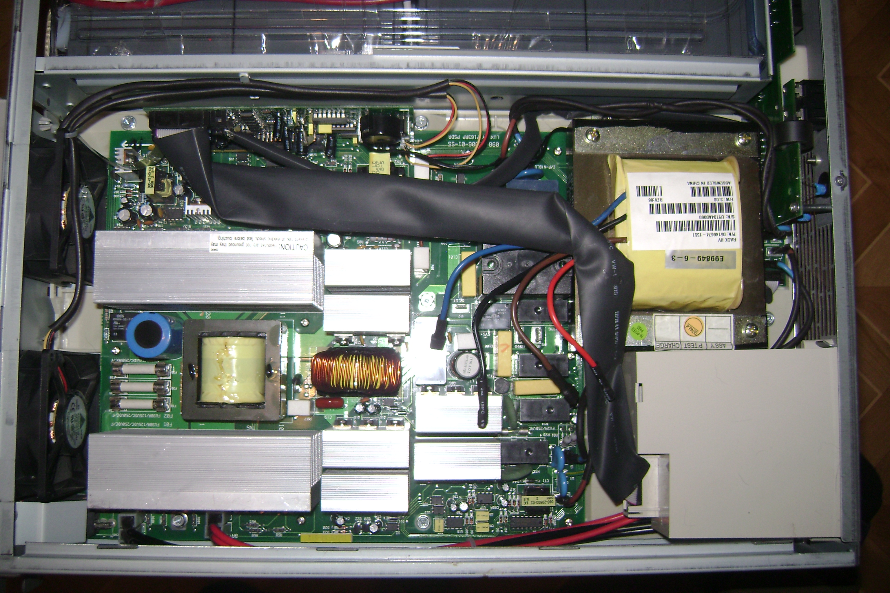 HP UPS model: R1500 XR H INTL poprawność pracy UPS-a?