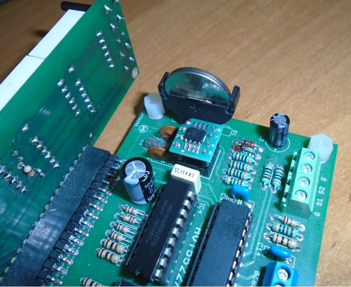 Błąd zegara AVT-5522: wyświetla złą godzinę 10. i 30. dnia miesiąca. - 4