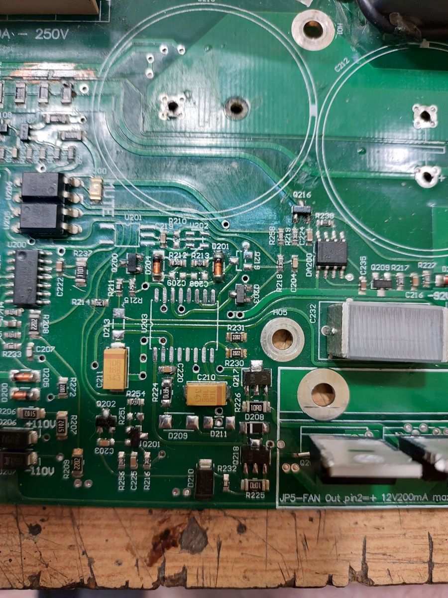 HK - DPA1000 Końcówka mocy - przetwornica nie wstaje.