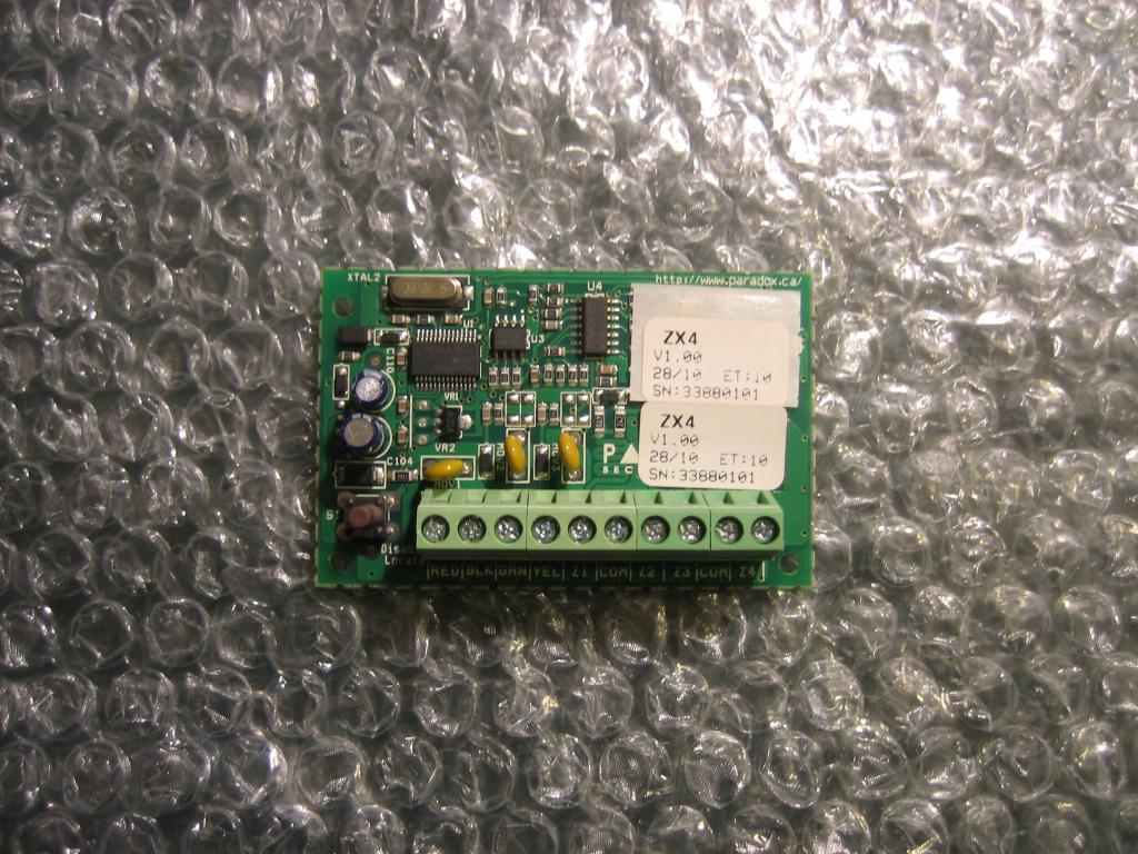 [Sprzedam] Zestaw PARADOX DGP-NE96 z LCD modułami oraz obudową