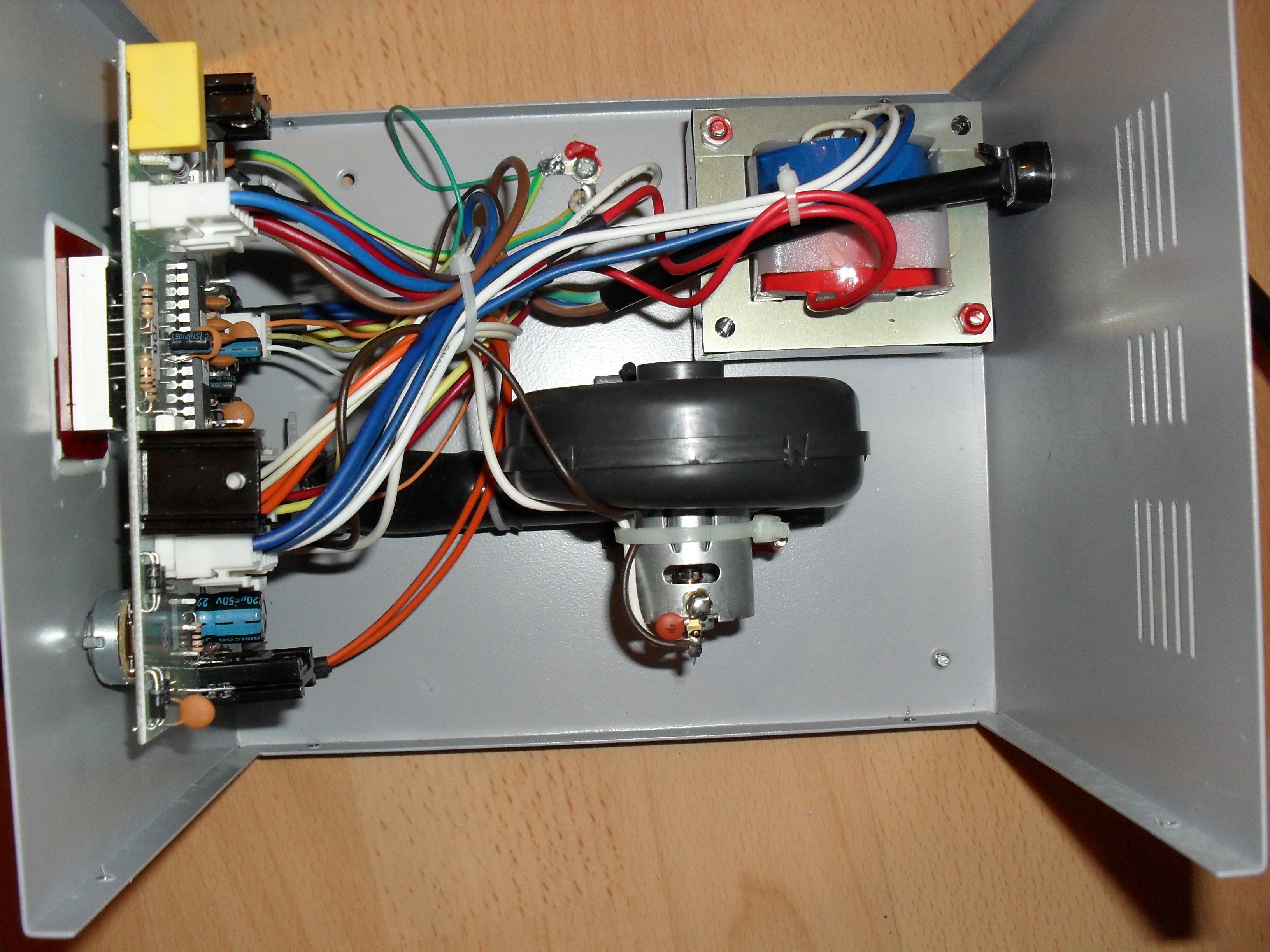 Quick 706 dokładny opis stacji lutowniczej, bez tabu