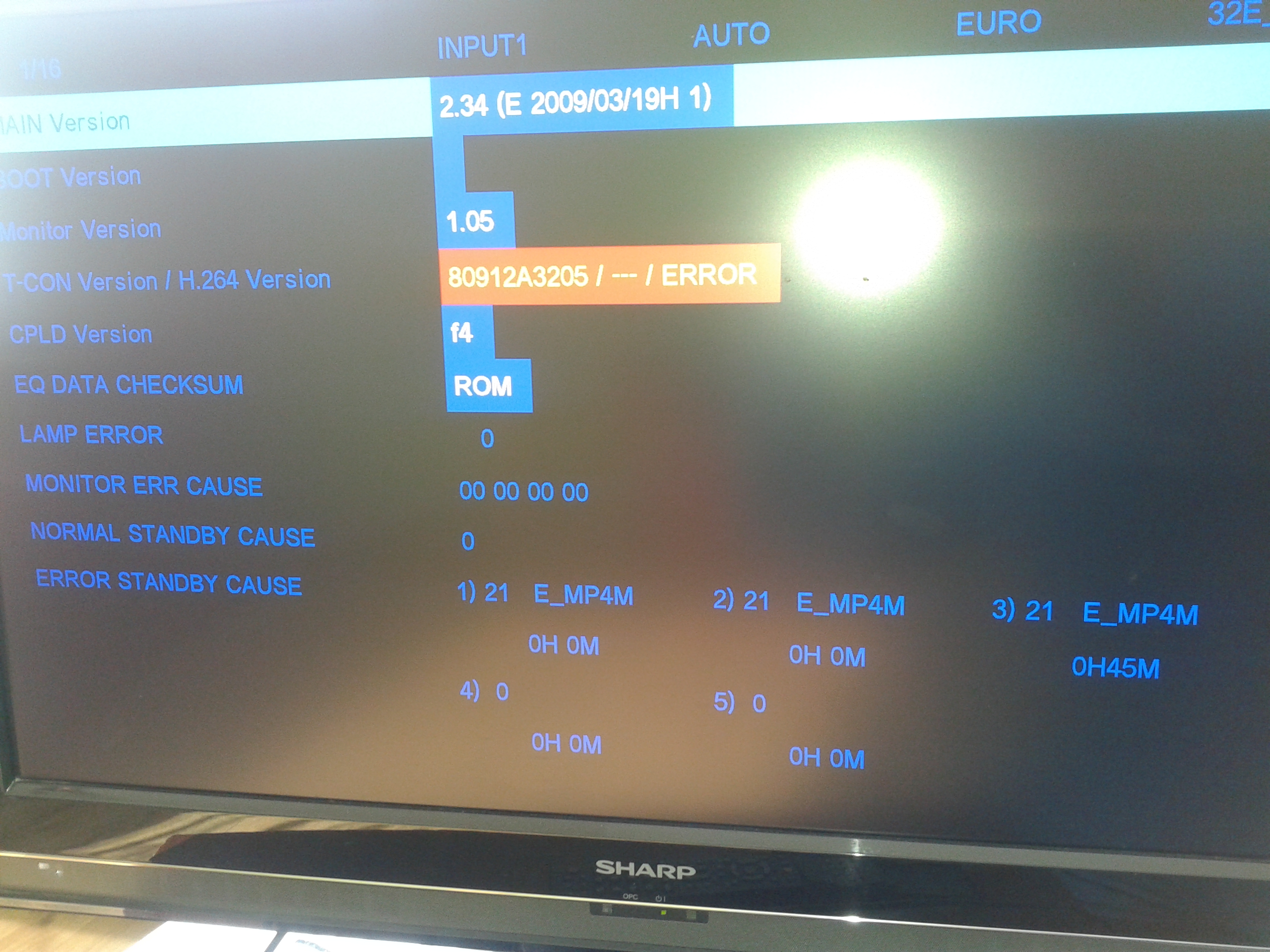 Sharp LC-32DH65E - Włącza sie po 30sek i gra tylko około 10-15sek