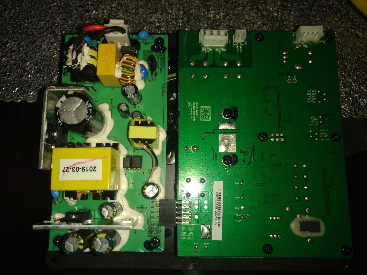 Szukam schematu do głośników KRK ROKIT RP5 G4 - TAS 5782M