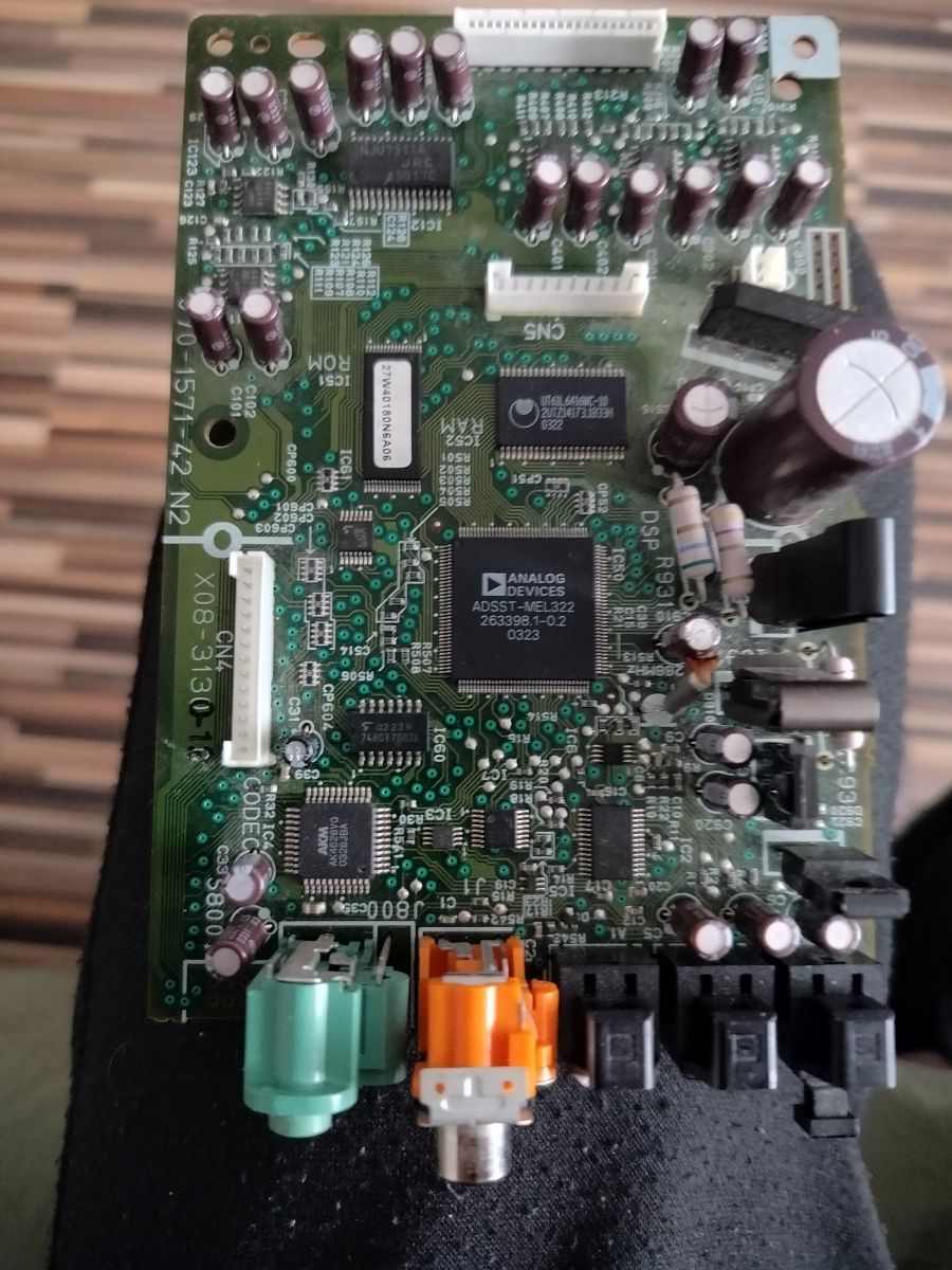 Kenwood KRF-X9070D - brak dźwięku, słychać tylko przekaźniki - 2