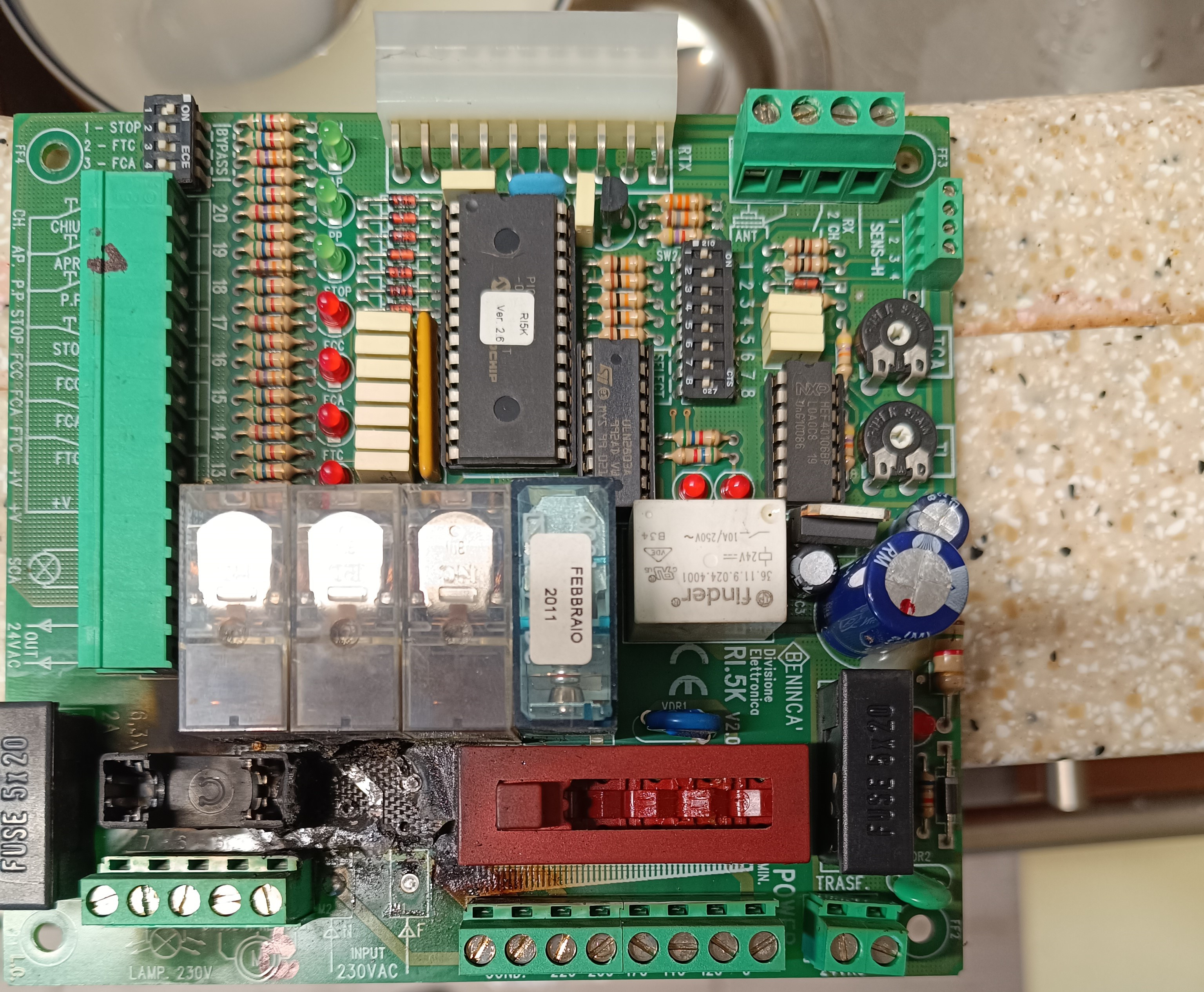 Beninca RI.5K - schemat ścieżek pod VDR3 i VDR4 oraz przekaźnik RL4